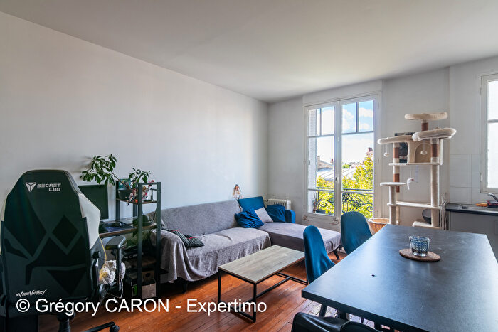 Appartement 2 pièces à vendre à Asnières-sur-Seine, Gresillons, Voltaire