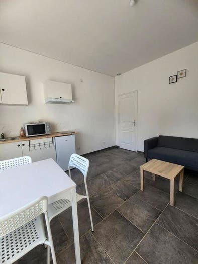 Appartement 1 pièce à louer à Montplaisir-Sous Le Bois-Douzies-Faubourg Saint Quentin, Maubeuge