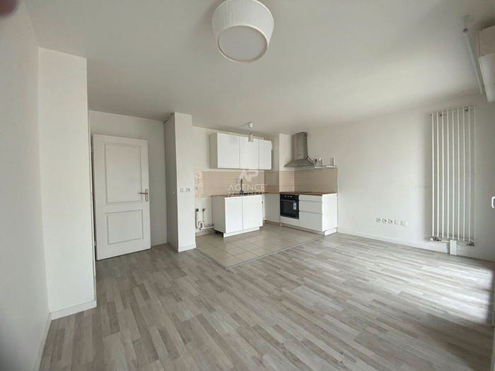 Appartement 2 pièces à Le Point du Jour-Centre Gare, Cergy, à louer