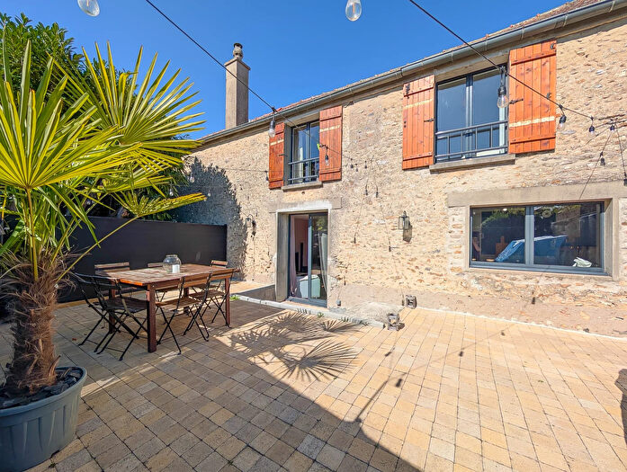 Maison à vendre - Galluis - 5 pièces - 3 chambres