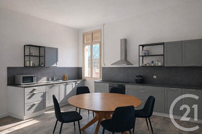 Appartement à louer - Le Pouget - 4 pièces - 3 chambres