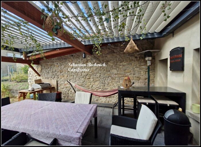 Maison 8 pièces à Ippling, à vendre