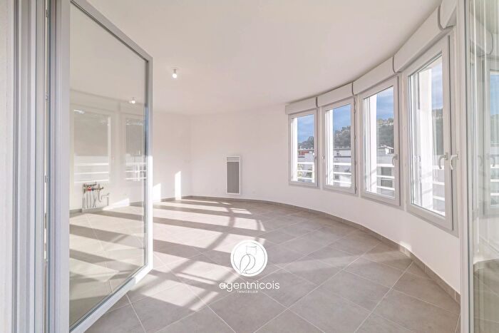 Appartement à vendre - Cagnes-sur-Mer, Les Vallières, Le Malvan, Les Travails, La Combe - 3 pièces - 2 chambres