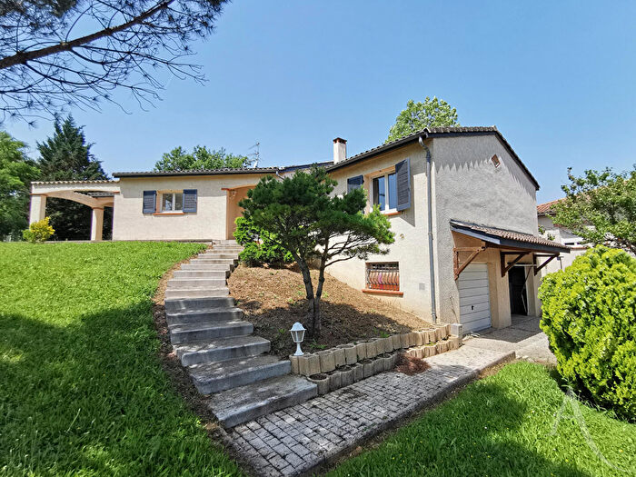 Maison à louer - Saint-Jean - 5 pièces - 3 chambres