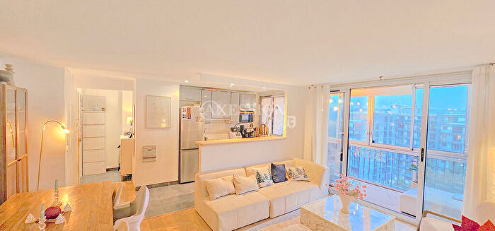 Appartement à vendre - Saint-Cloud - 3 pièces - 2 chambres