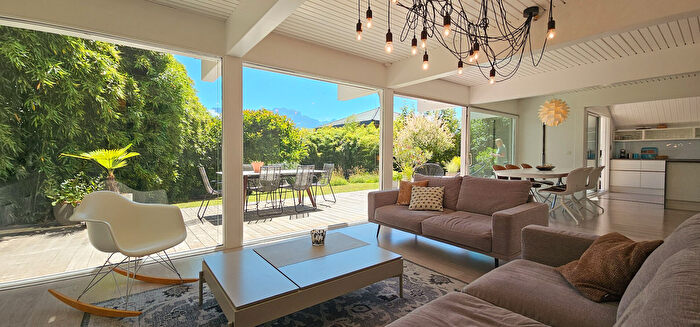 Maison à vendre - Sevrier, Sévrier - 5 pièces - 4 chambres