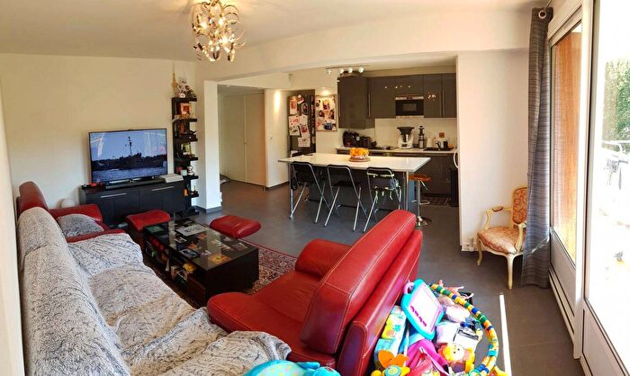 Appartement à louer - Marseille ème arrondissement - 3 pièces