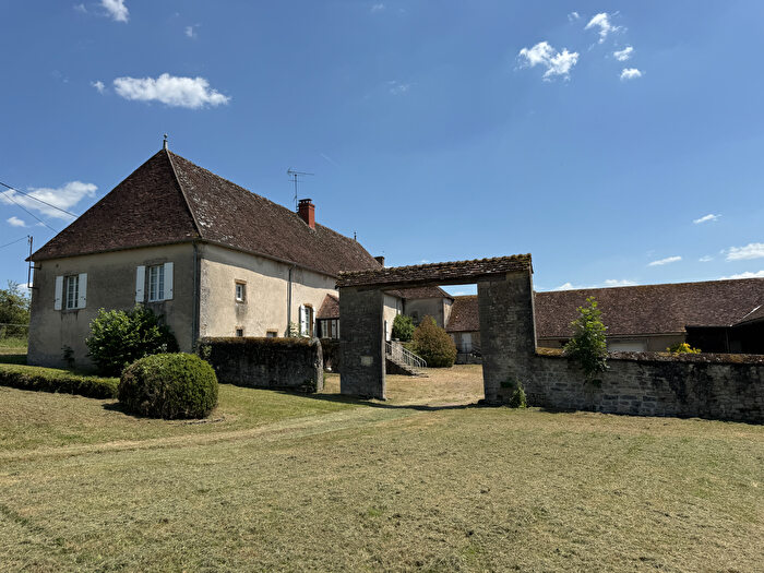 Maison 8 pièces à vendre - Aunay-en-Bazois