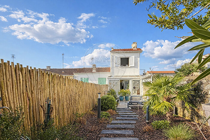 Maison à vendre - Royan, La Garenne - 5 pièces - 3 chambres