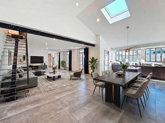 Maison à vendre - Feurs - 5 pièces - 3 chambres