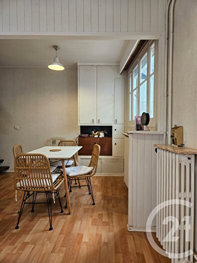 Maison 8 pièces à Issy-les-Moulineaux, Les Epinettes, Le Fort, Les Hauts d'Issy, à vendre