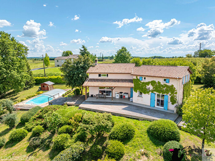 Maison à vendre - Saussignac - 8 pièces - 7 chambres