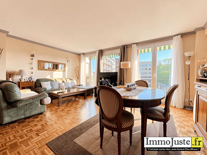 Appartement 4 pièces à Versailles, à vendre
