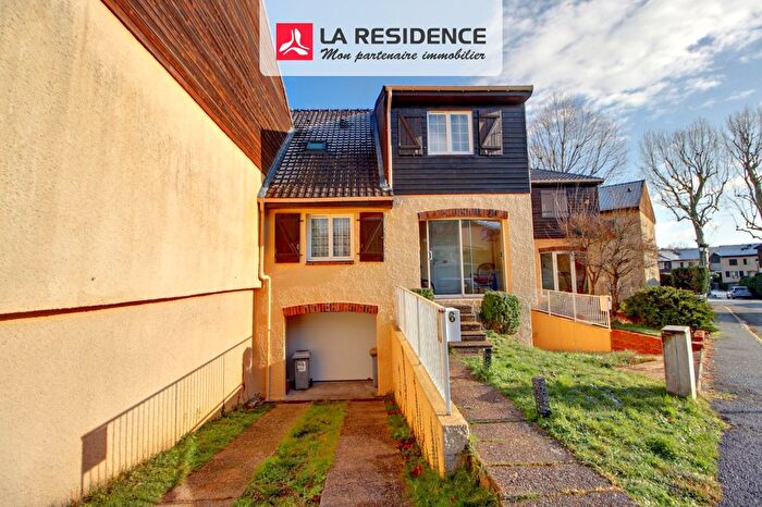 Maison à vendre - Les Clayes-sous-Bois, Centre-ville - 5 pièces - 3 chambres