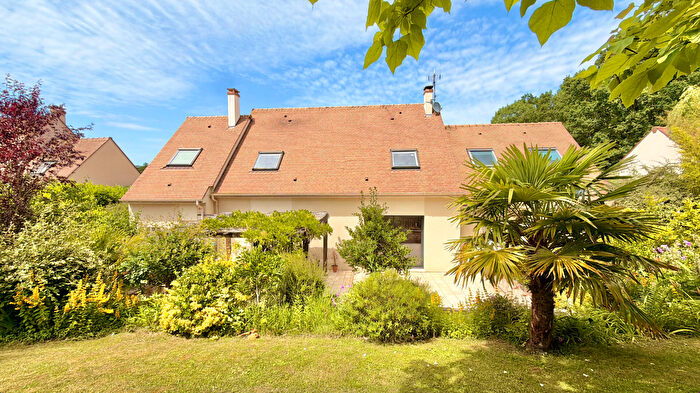 Maison 7 pièces à vendre à Le Val-Saint-Germain