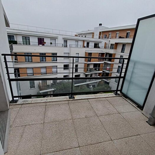 Appartement 2 pièces à Maisons-Alfort, Charentonneau, à louer