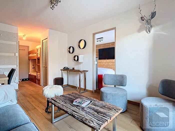 Appartement à vendre - Demi-Quartier - 2 pièces - 1 chambre