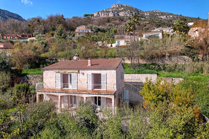 Maison 7 pièces à vendre à Saint-Jeannet