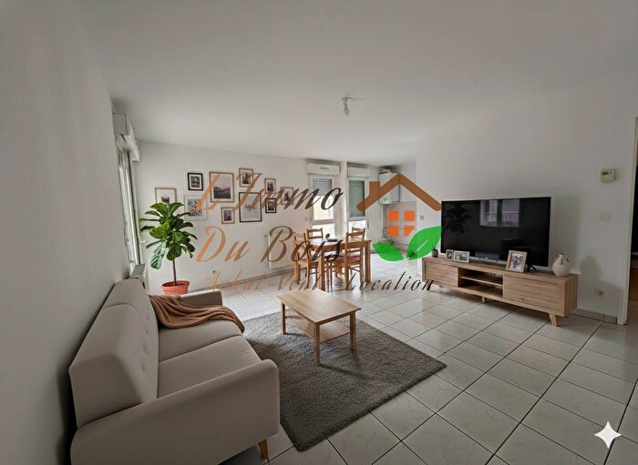 Appartement à louer - Le Péage-de-Roussillon - 2 pièces - 1 chambre