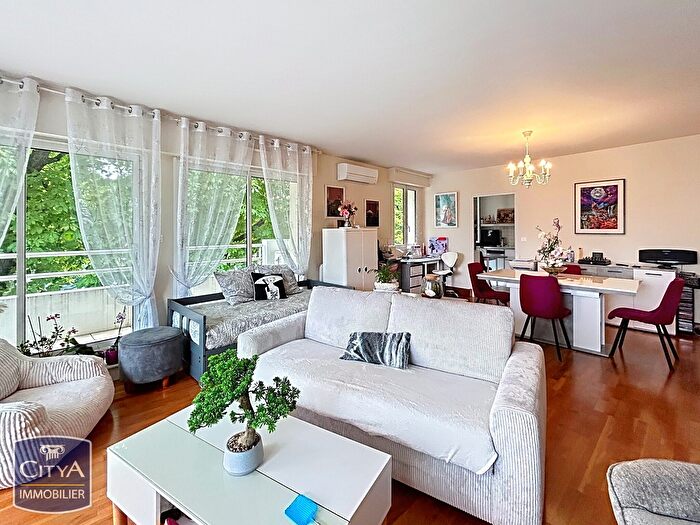 Appartement 3 pièces à Bourges, Centre-ville, Charlet, Lahitolle, Pignoux, Sembat, à vendre