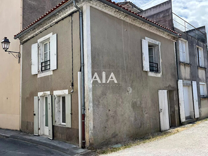 Maison 2 pièces à vendre à Mansle