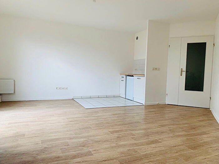 Chanteloup-les-Vignes - Appartement 1 pièce à vendre
