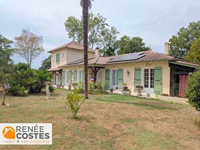 Montpon-Ménestérol : Maison 5 pièces à vendre