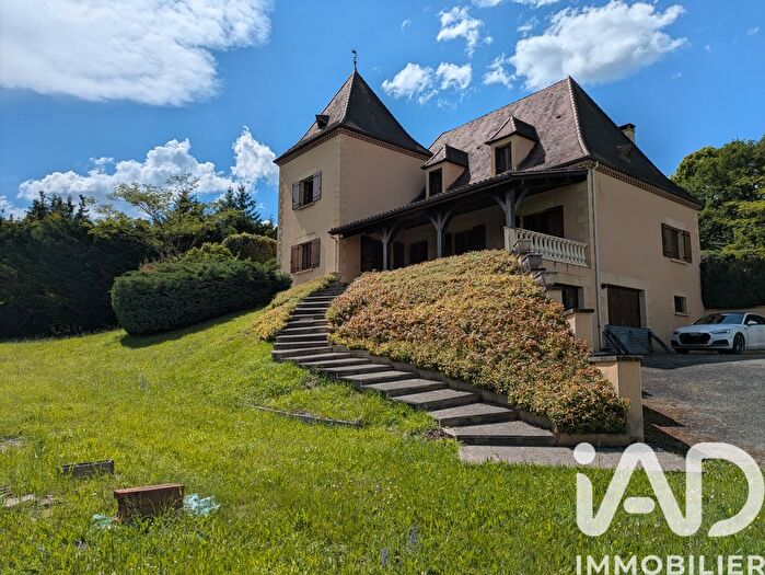 Maison à vendre - Saint-Cyprien - 6 pièces - 5 chambres