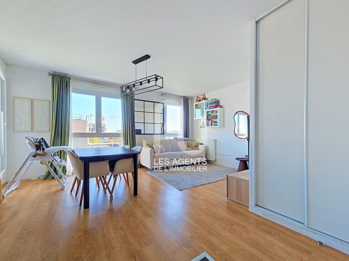 Asnières-sur-Seine : Appartement 2 pièces à vendre