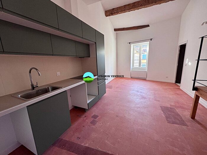 Appartement à louer - Caromb - 3 pièces - 2 chambres