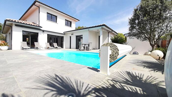 Maison à vendre - Gujan-Mestras, Mestras - 6 pièces - 5 chambres