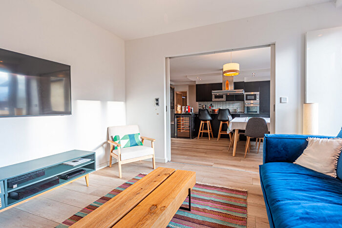 Appartement à vendre - Annecy, Mandallaz, Prairie, Vovray - 4 pièces - 2 chambres