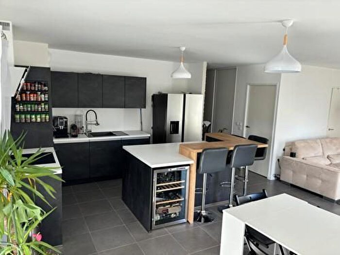 Appartement 4 pièces à vendre - Sathonay-Camp