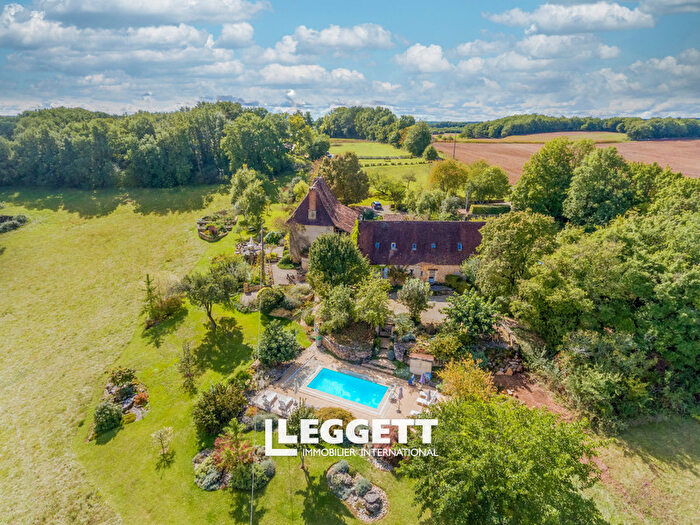 Maison à vendre - Corgnac-sur-lIsle - 12 pièces - 8 chambres