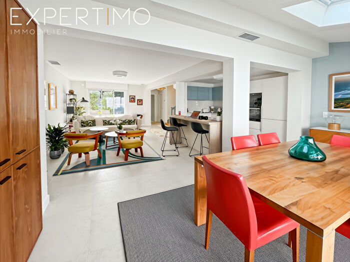 Maison à vendre - Biarritz, Milady, Colline, Beaurivage - 5 pièces - 3 chambres