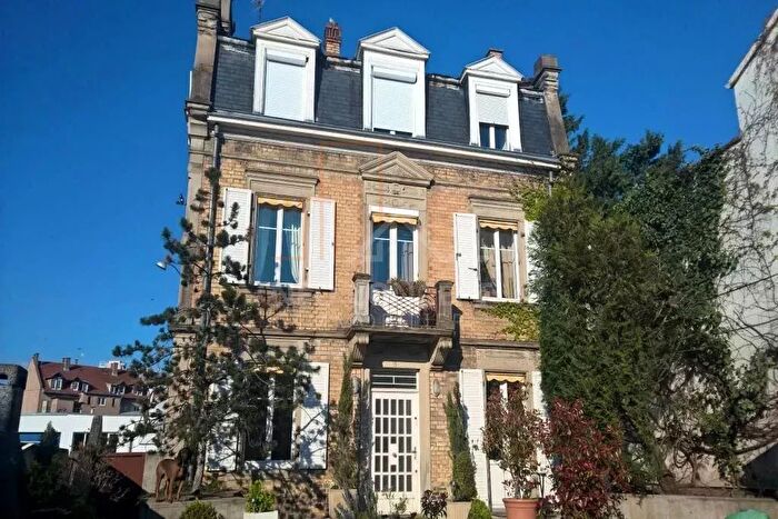Maison 9 pièces à louer - Strasbourg, Robertsau