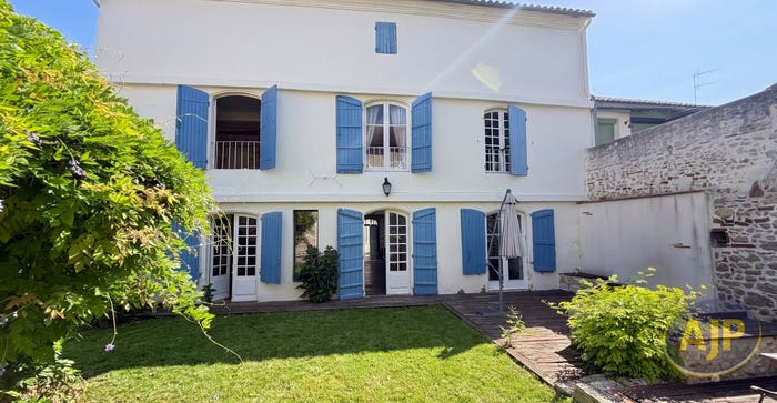 Layrac - Maison 6 pièces à vendre