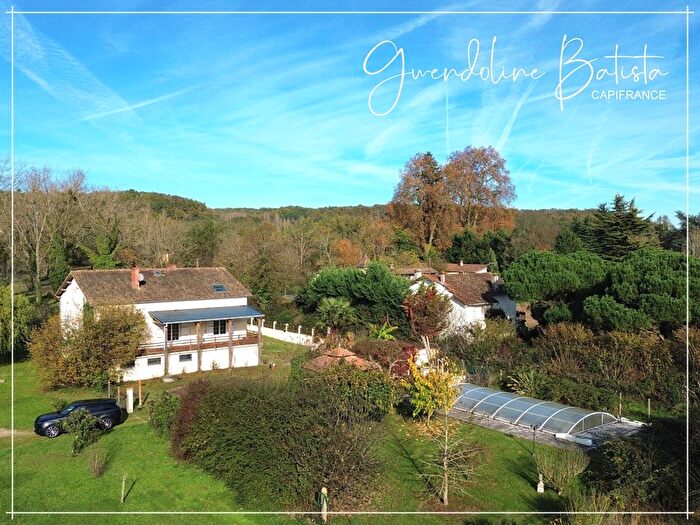 Maison à vendre - Montcaret - 10 pièces - 7 chambres