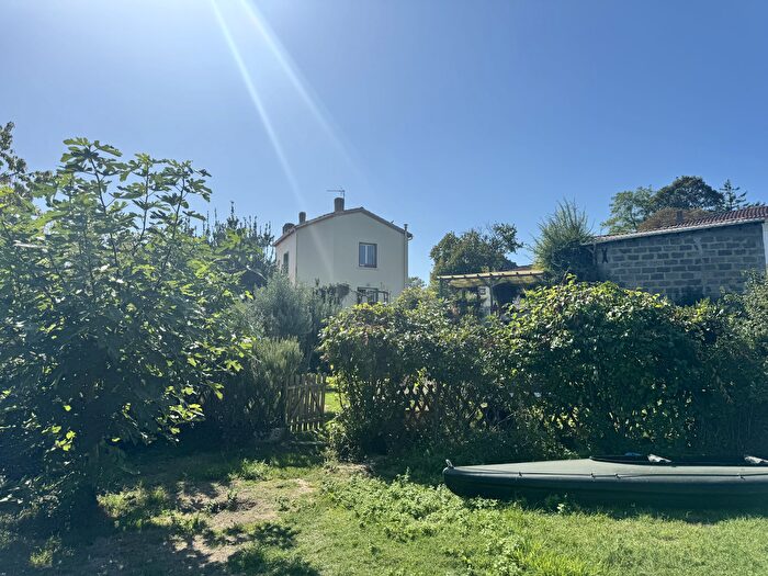 Maison 4 pièces à vendre à Mortagne-sur-Gironde