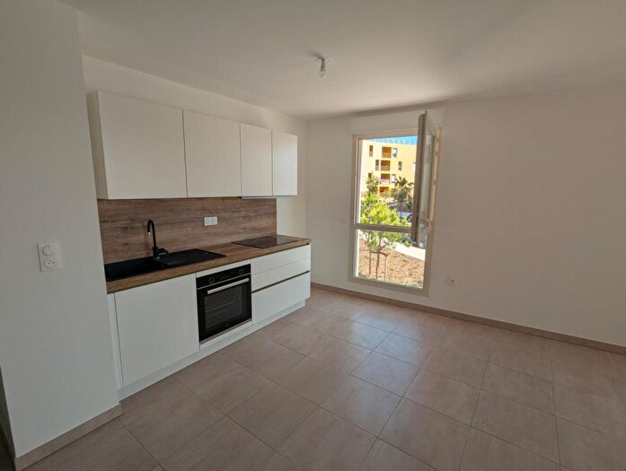 Hyères, Maurels : Appartement 2 pièces à louer