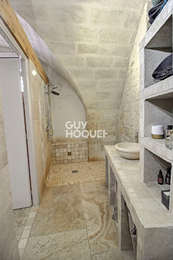 Beaucaire, Centre-ville : Appartement 1 pièce à vendre