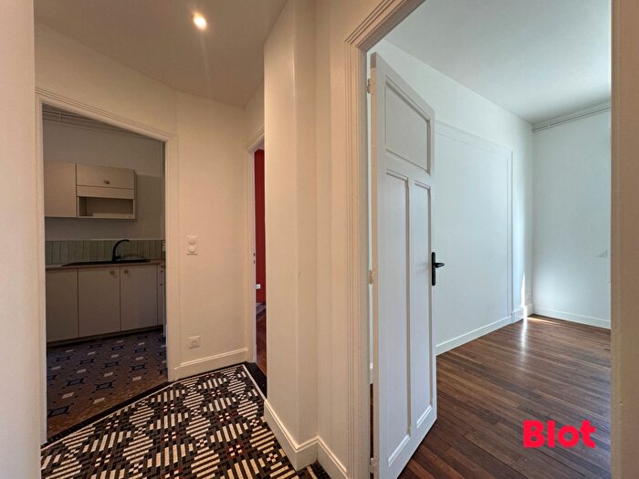 Appartement 4 pièces à vendre à Quartiers Centre, Fougères, Sévigné