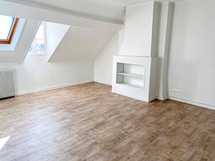 Appartement à louer - Limoges, Centre-ville, Hôtel de Ville, Emailleurs - 3 pièces - 2 chambres