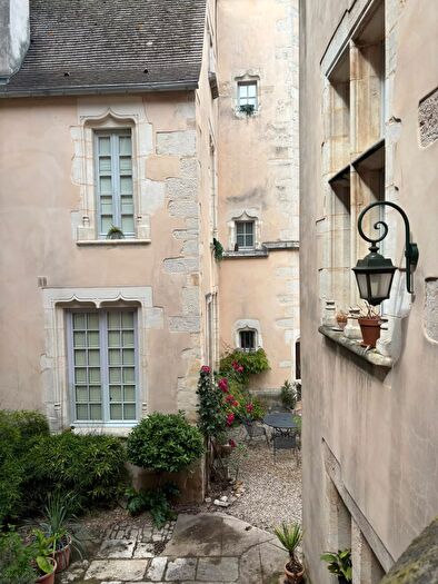 Beaune, Centre-ville : Appartement 7 pièces à vendre