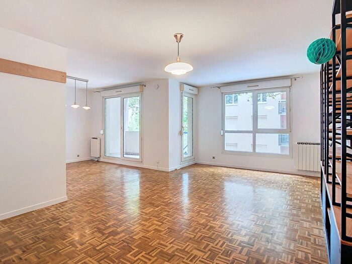 Appartement à louer - Ferrandière Maisons-Neuves, Villeurbanne - 4 pièces - 3 chambres