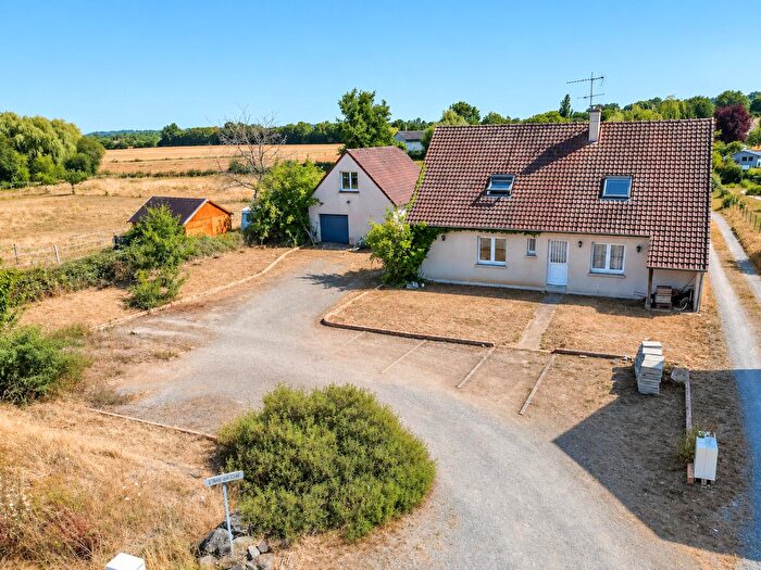 Maison 4 pièces à Savigné-l'Évêque, à vendre