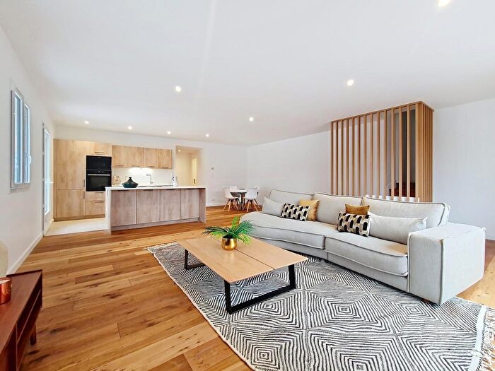 Maison à vendre - Anglet, Hardoy Courbois, Numa, Choisi - 6 pièces - 4 chambres