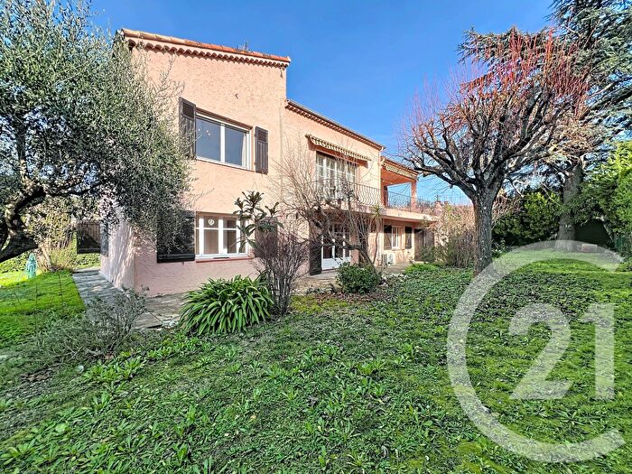 Maison à vendre - Mougins, Le Colombier, Colombe, Cabrières, Le Bordé - 8 pièces - 6 chambres