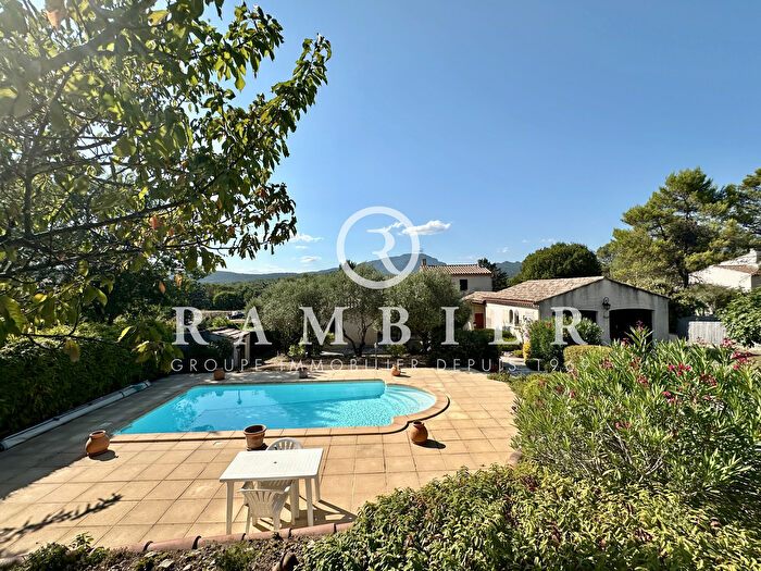 Maison à vendre - Le Triadou - 6 pièces - 4 chambres