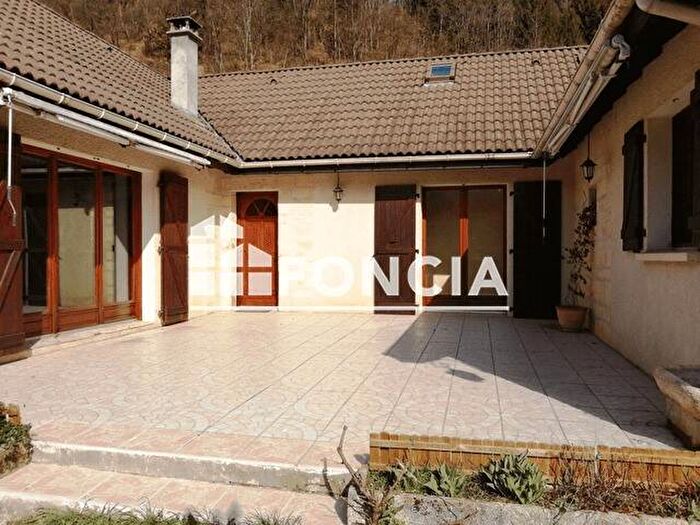 Maison à louer - Crêts en Belledonne - 5 pièces - 3 chambres